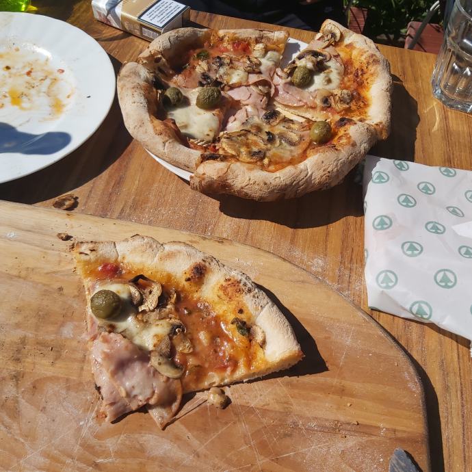 Pizza pec, krusna pec.