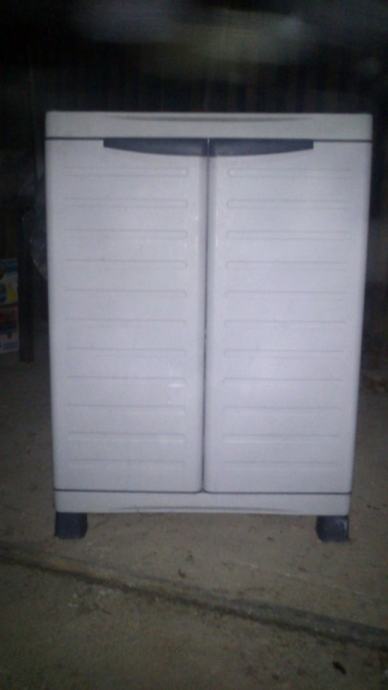 plastični pvc ormar