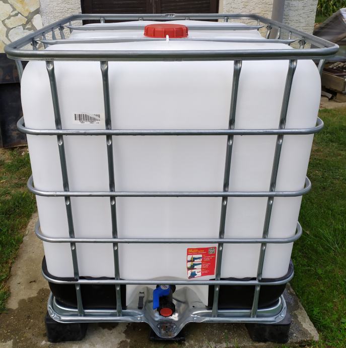 Plastični spremnik od 1000 litara