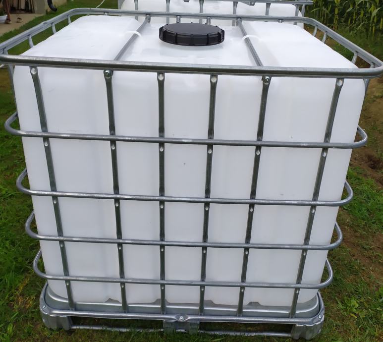 Plastični spremnik od 1000 litara
