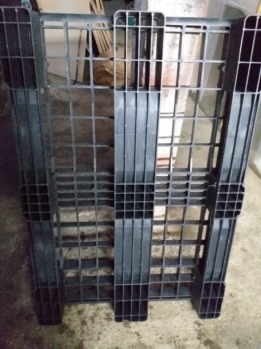 Prodajem PVC palete 120x80