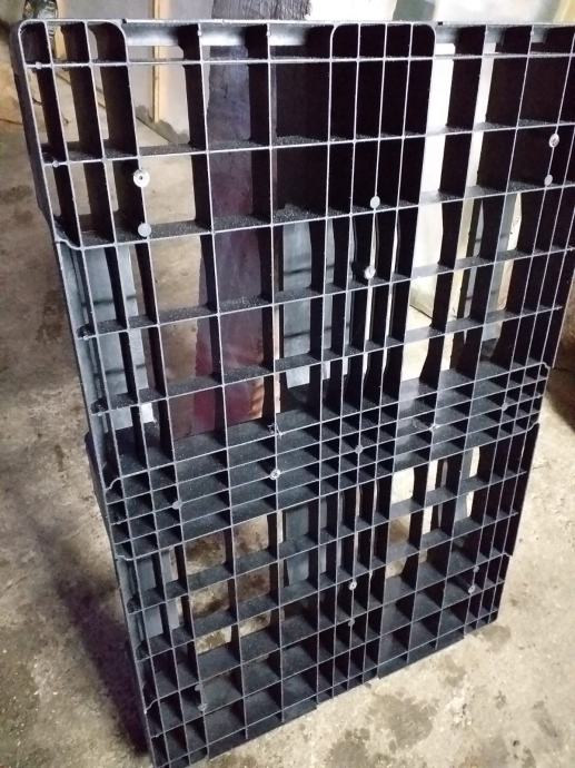 Prodajem PVC palete 120x80