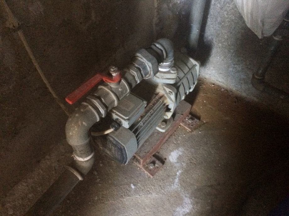 Pumpa za hidrofor (hidrofor pumpa) i spremnik za vodu INOX