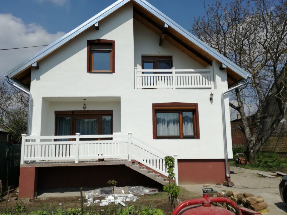 PVC letvice za ograđivanje terasa, balkona, vrtova, dvorišta...