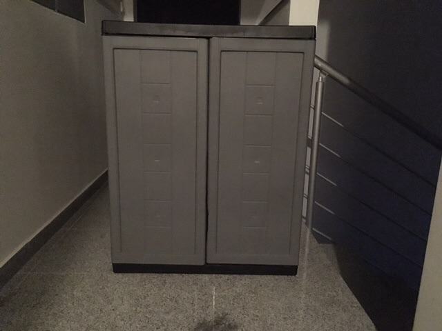 Ormar PVC, vanjski, unutarnji, sivi