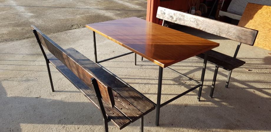 Vanjski stol i klupe--Povoljno--