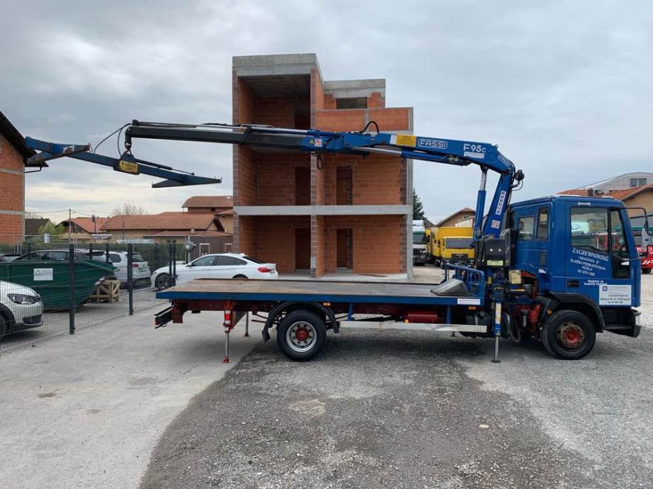 Iveco Eurocargo 100E180 Pauk Kran Fassi F95 + kriz za vozila, 2002 god.