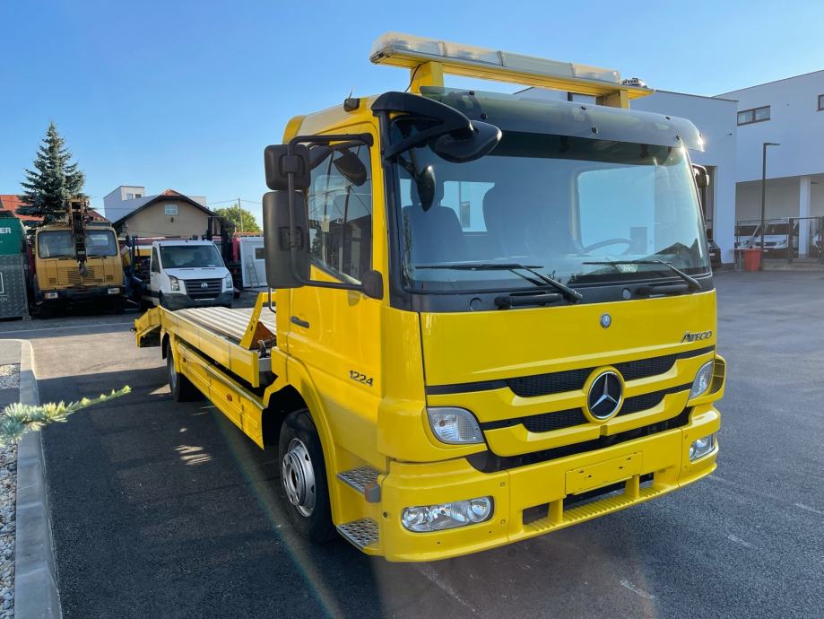Mercedes Atego 823, 1999 god.