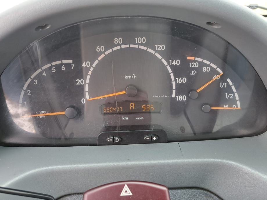 Mercedes Sprinter 413 CDI KLIMA/SERVO ++MOG.KUPNJE KARTICAMA++, 2001 god.