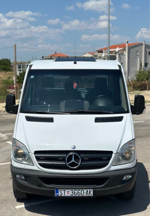 Mercedes Sprinter **Vučna Služba**, 2009 god.