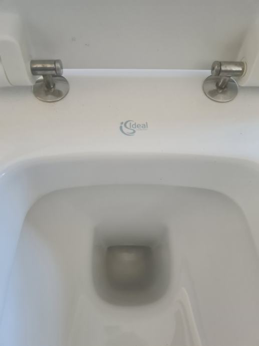 WC školjka Ideal standard - zidna