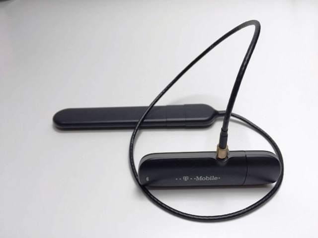 HUAWEI E173 3G USB stick sa dodatnom antenom (T-Mobile)