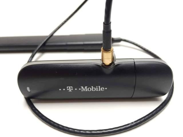 HUAWEI E173 3G USB stick sa dodatnom antenom (T-Mobile)