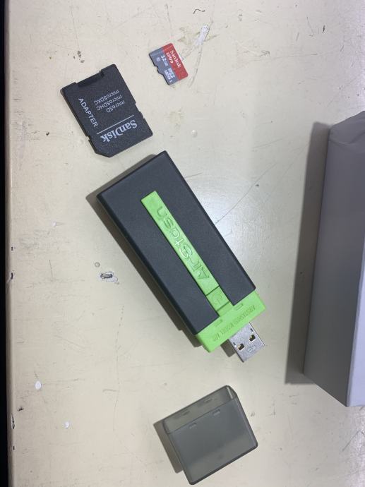 Maxell Air stash, usb stick s wirelessom