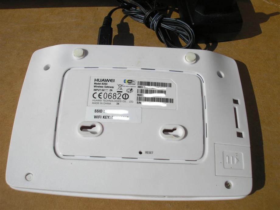 Modem 3G HUAWEI B203 HSDPA router simcard sa Tel, 2LAN, Ext ant rp-sma