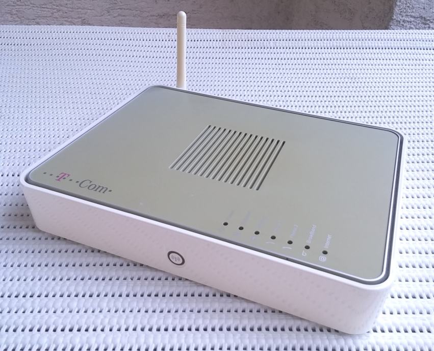 Router Thomson TG782(i), samo 19 kn