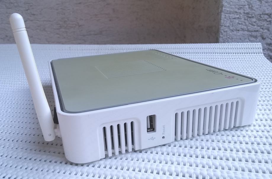 Router Thomson TG782(i), samo 19 kn