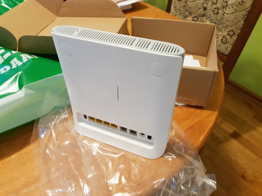 Ruter ZTE MF286 - 4G LTE - cat.6 Tele 2 - novi 24 mj. garancija