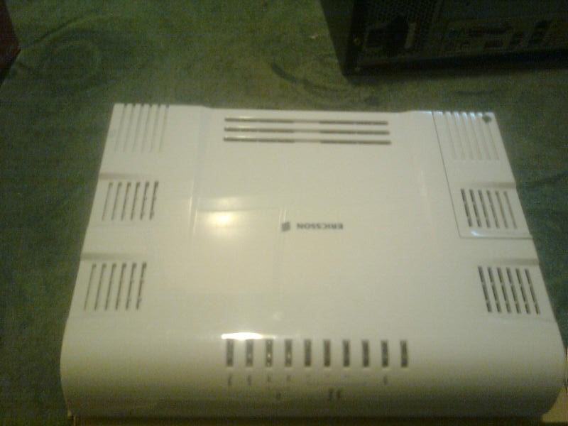 Siemens Gigaset SX 763 i Ericsson T063G optički router