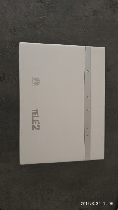 Tele2 pokućni internet router - Huawei B525s-23a