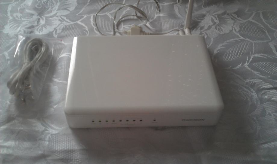 Router Thomson TCW750 4 wireless 802.11b/g - Zg, Zap ili Tiskom
