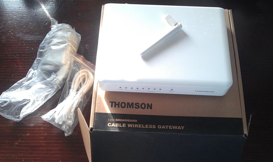 Router Thomson TCW750 4 wireless 802.11b/g - Zg, Zap ili Tiskom