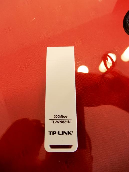 TP-Link TL-WN821N, WLAN USB adapter 300Mbps + UC100 USB Extension Dock