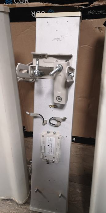 Ubiquity Airmax sector antene 2.4 Ghz, UBQ-AM-2G15-120