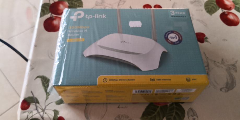 Wifi pojačivač (proširivač) signala TP-Link 300 Mbps wireless N router