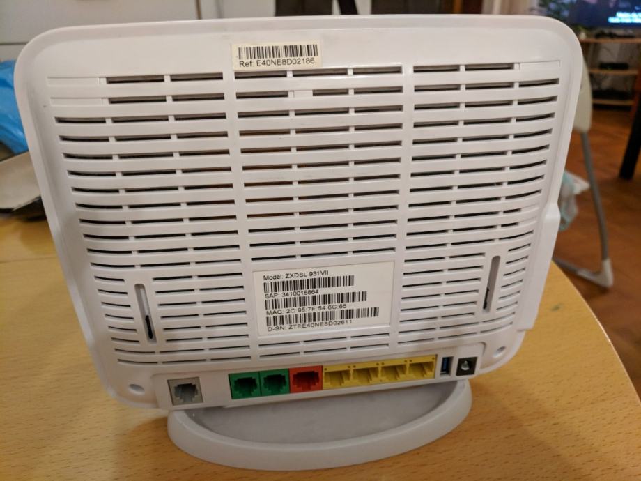 Zte ZXDSL 931VII router,nekorišten,dobiven od t com-a 70kn
