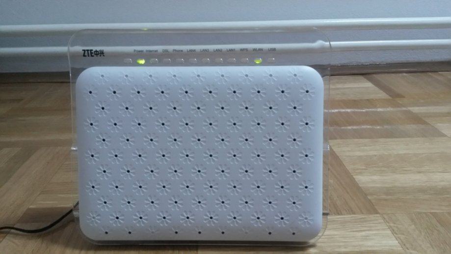 ZTE ZXV10 H201L router + Netgem N5200 set top box, H1