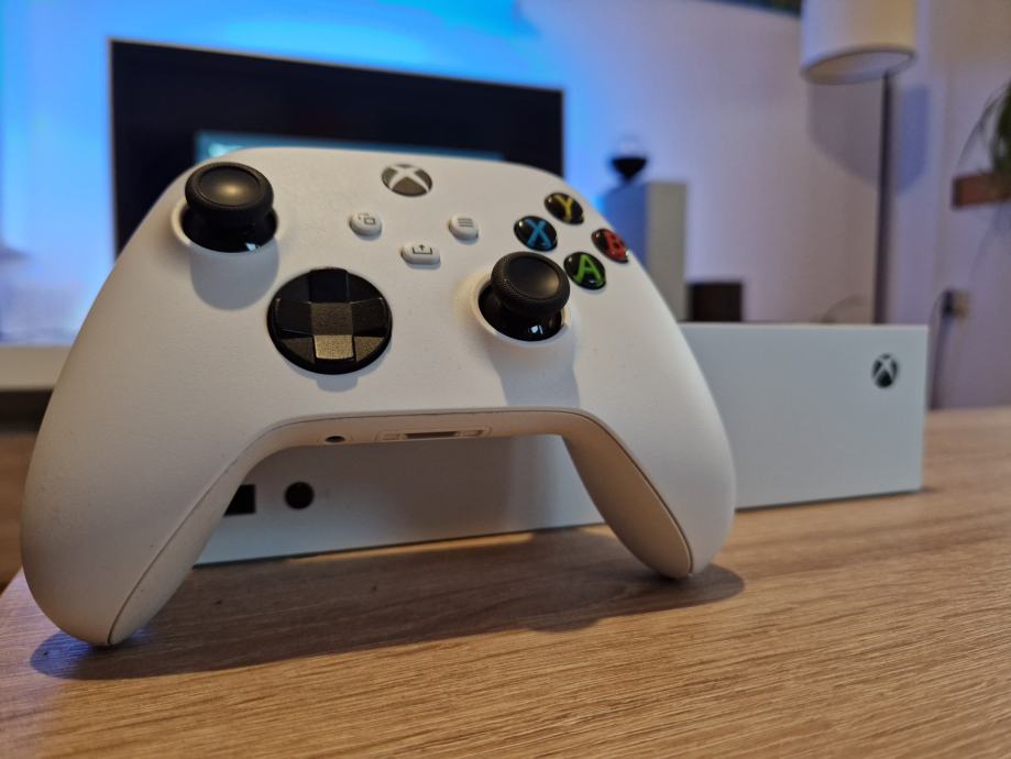 XBOX Series S, star 3 mjeseca, račun garancija + poklon