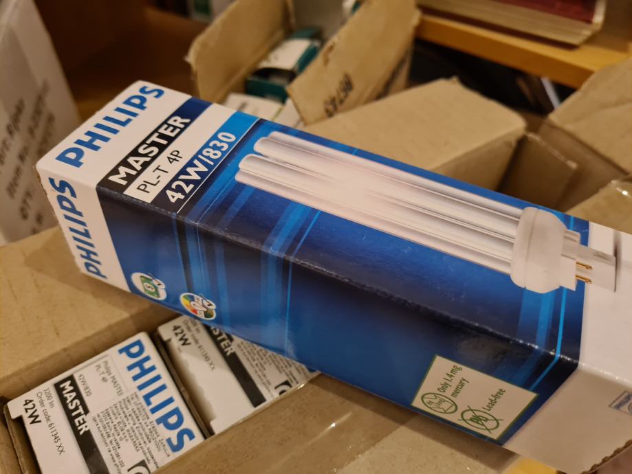 Philips Master PL-T 42W/830 4P