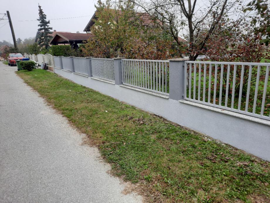 Prodajem teraplast - akrilatna mozaik žbuka 4*25kg