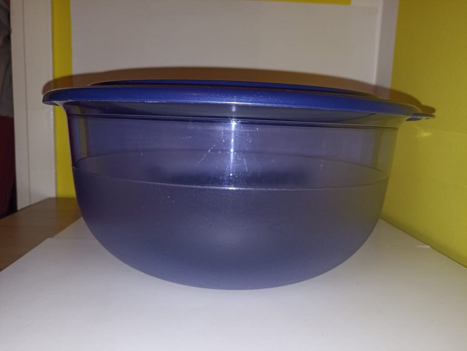 Tupperware stolna kolekcija