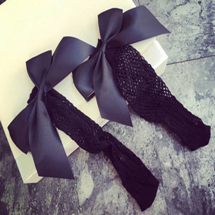 Mrežaste čarapice sa mašnicom