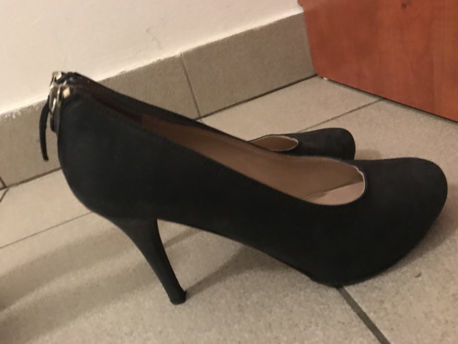 furla tamno plave cipele na petu