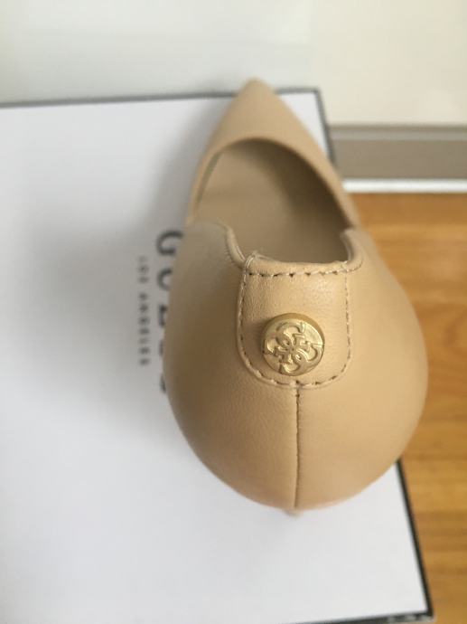 Guess beige salonke-novo!!!