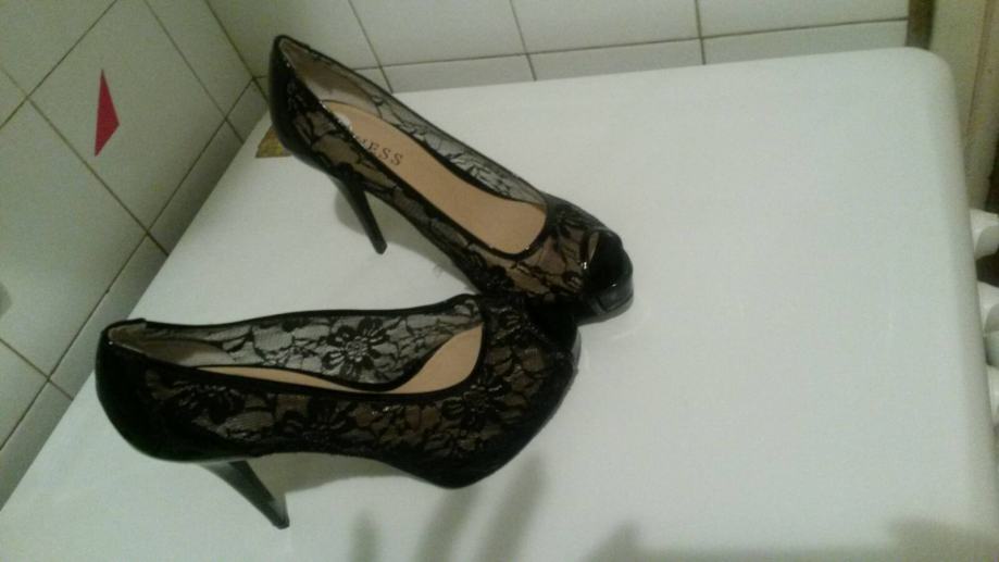 Original nove Guess salonke s otvorenim prstima br 39