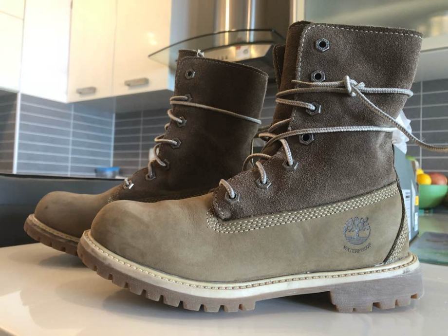 Timberland 8330R Br.36