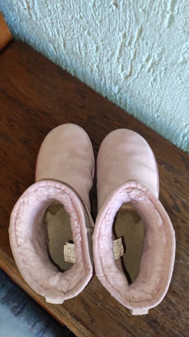 Ugg cizme