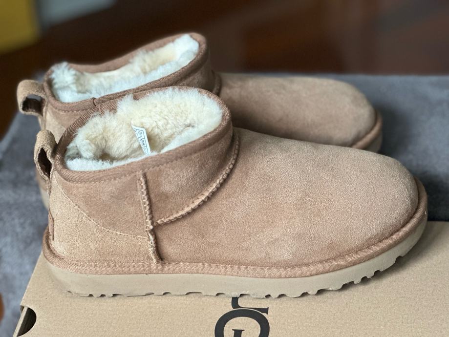 Ugg ultra mini