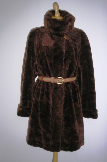 Nerc Bunda kaput pravo krzno