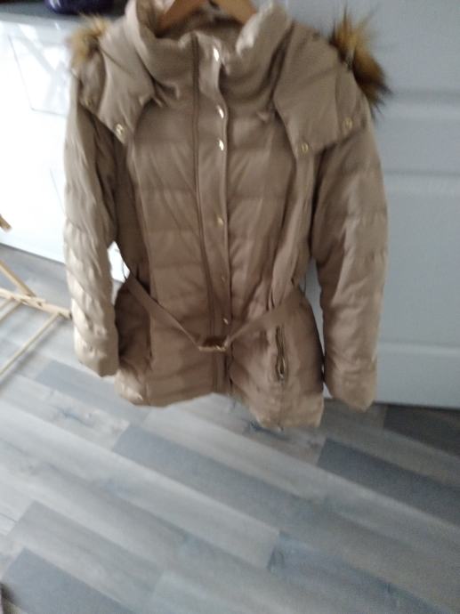 pernata jakna zara XL