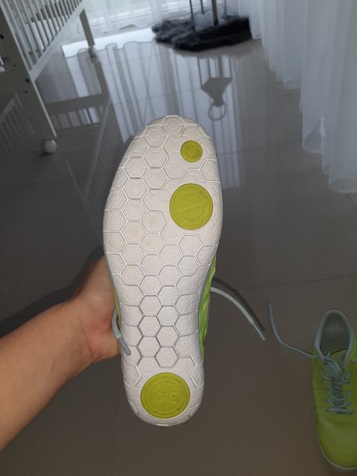 Neon zelene Nike tenisice