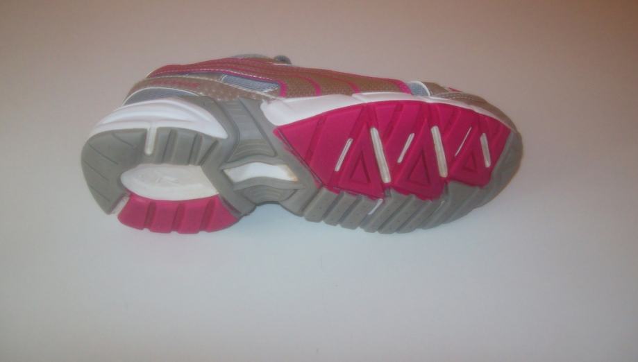 Puma tenisice (vel. 37)