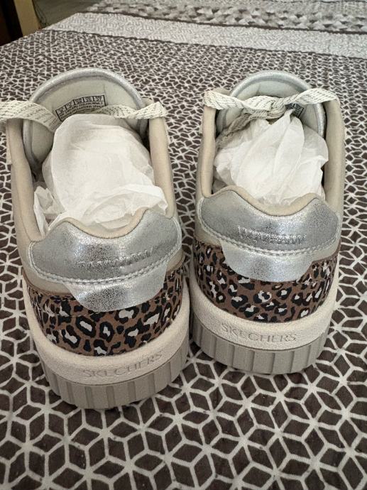 SKECHERS Court&classics- NOVO