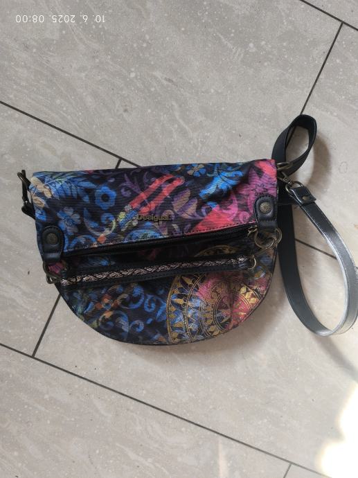 Desigual torbica nova