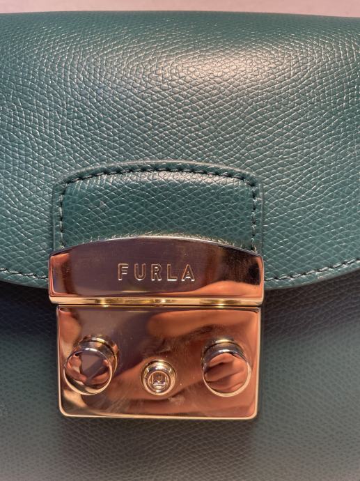 Nova Furla torbica s certifikatom i dustbagom