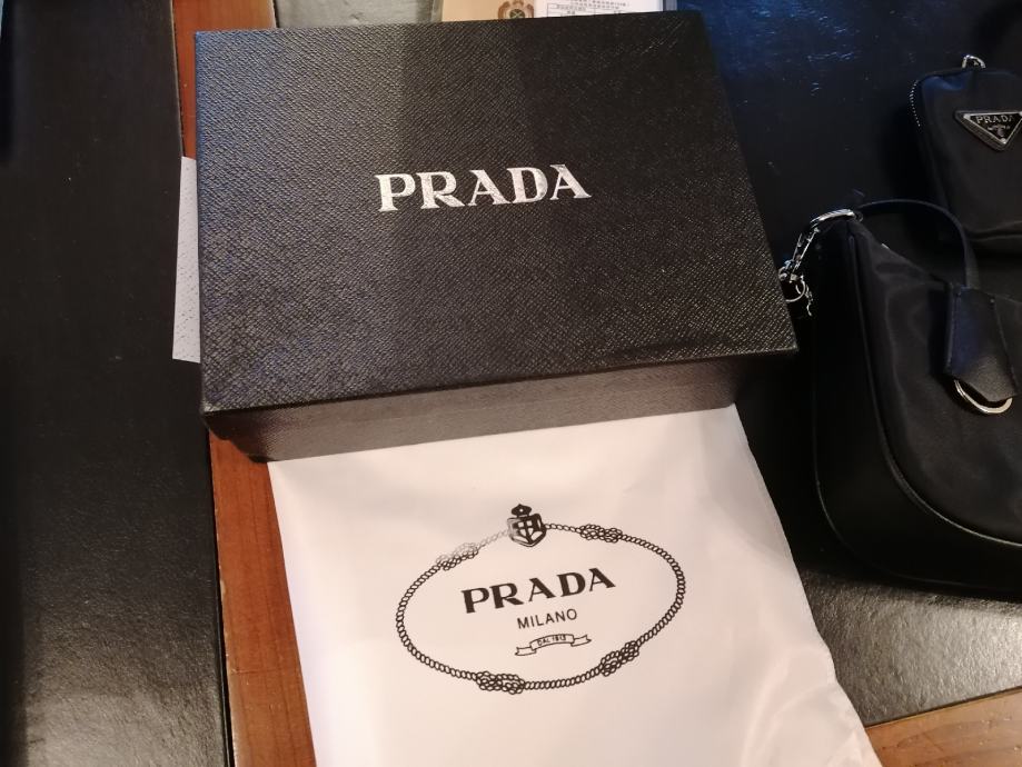 Prada Re edition 2005 torbica